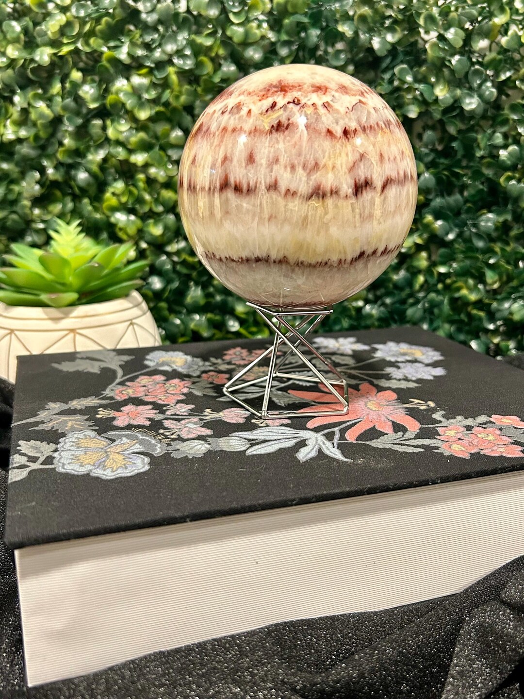 Dali Jasper Crystal Ball – Root Chakra Energy Stabilizer, Earth Element ...