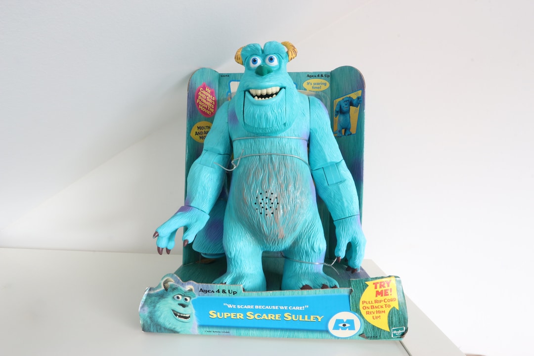 Monsters Inc. Super Scare Sulley Action Figure (#52235) – 28 Cm, Sound ...