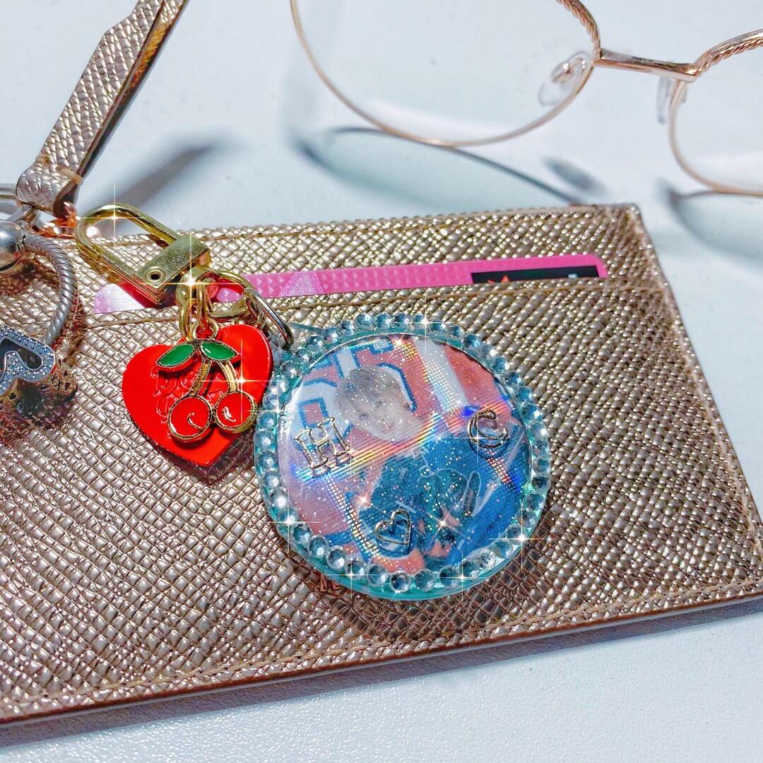 K-pop Custom Acrylic Keychains - Etsy