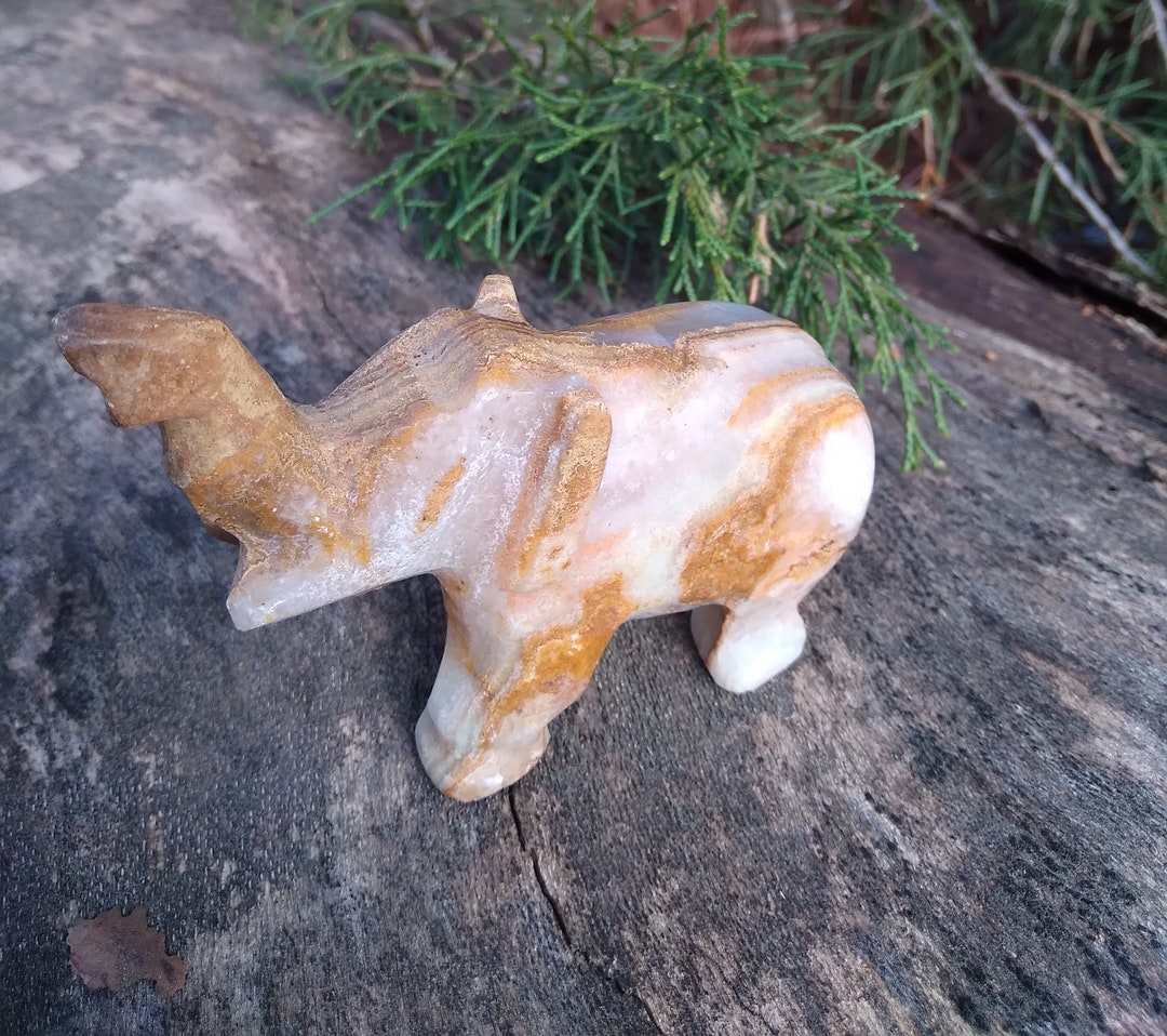 Quartz Elephant, Hand Carved Art, Nature's Beauty, Gift for Him/her ...
