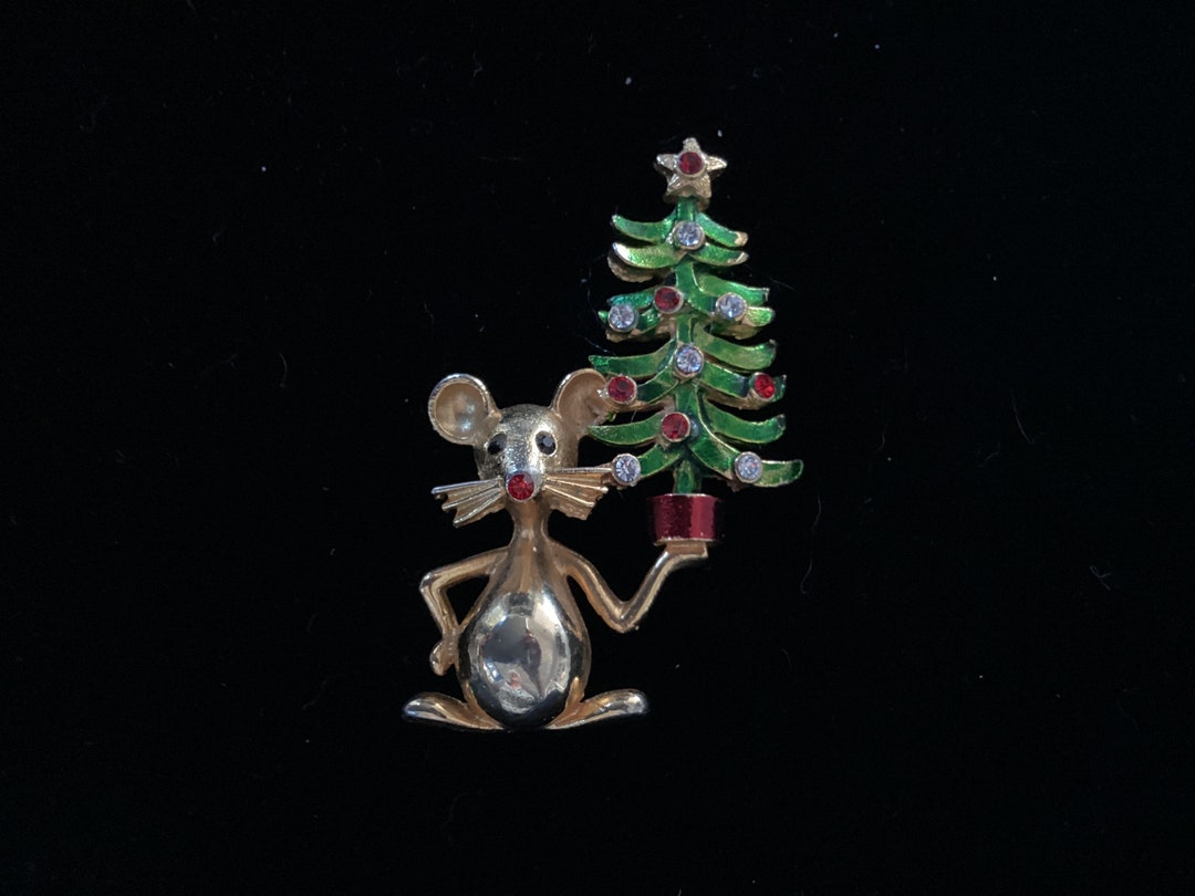 Vintage Signed Mylu Brooch/pinchristmas Mouse With Christmas Tree - Etsy