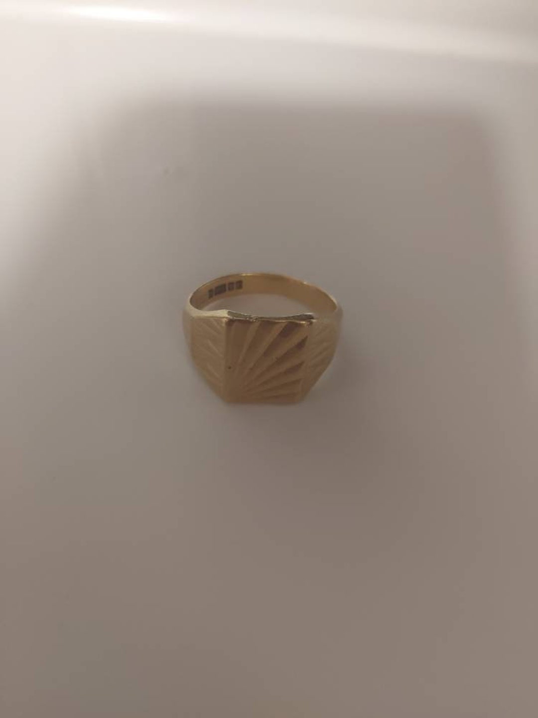 9ct Gold Signet Ring - Etsy