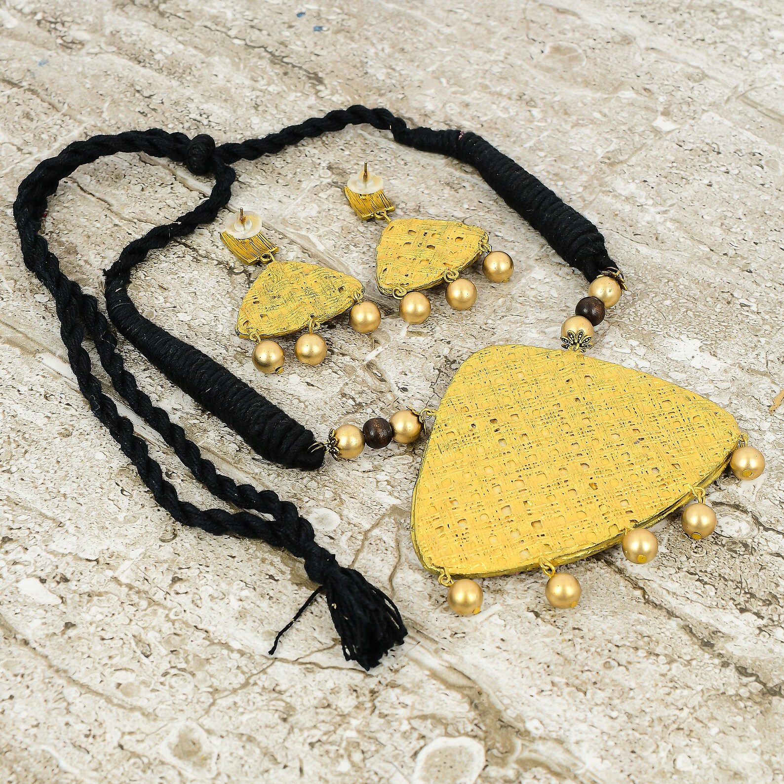 CRISTMAS Jewelryhandmade Mirror Work Necklace Set: Bollywood Dangle ...