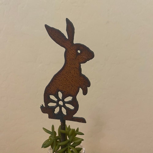 Rusted Metal Rabbit Yard Art Garden Stake | Etsy