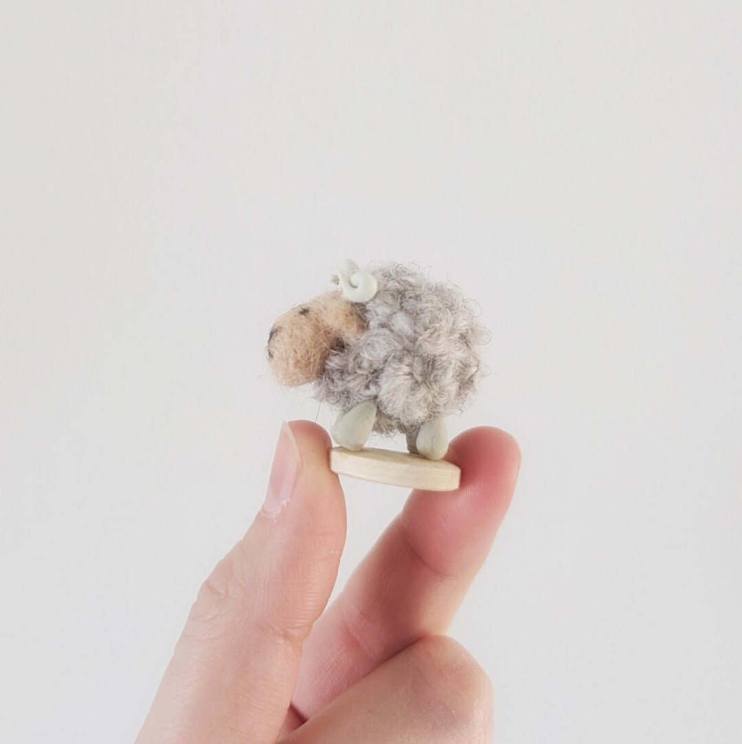 Mini Sheep Needle Felt Gift, Miniature Ram Decoration, Letterbox ...