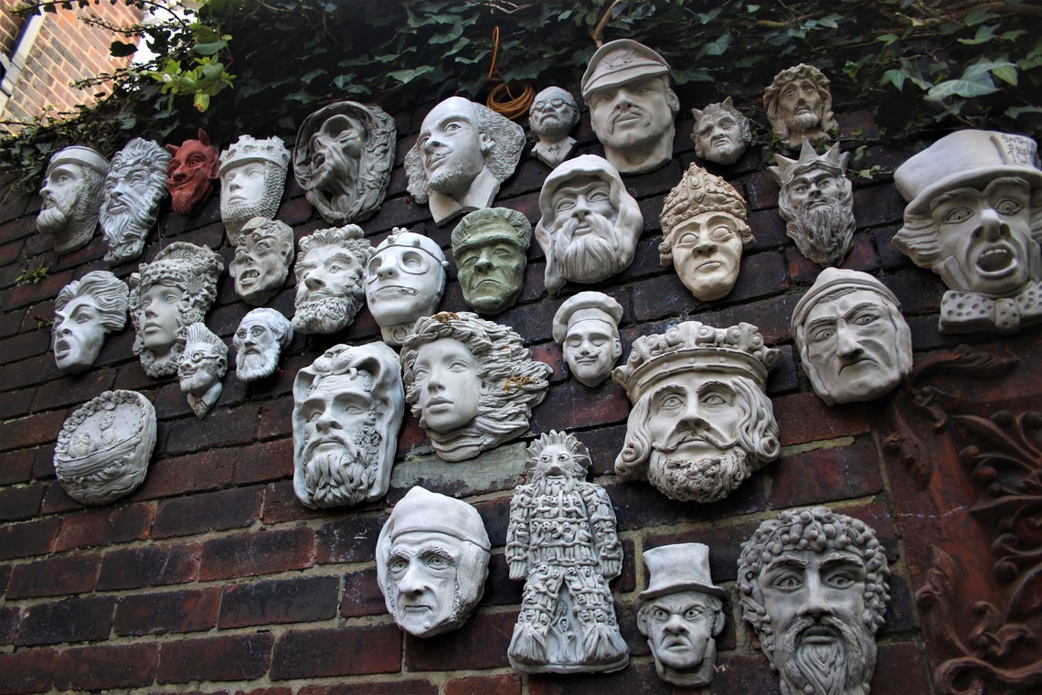 Flora the Goddess of Roman Flowers Gardens and Spring. Garden - Etsy UK