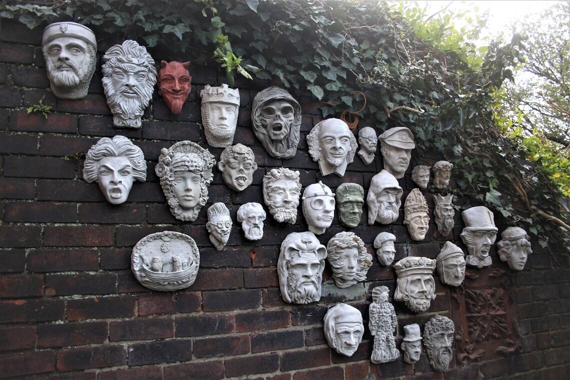 Flora the Goddess of Roman Flowers Gardens and Spring. Garden - Etsy UK