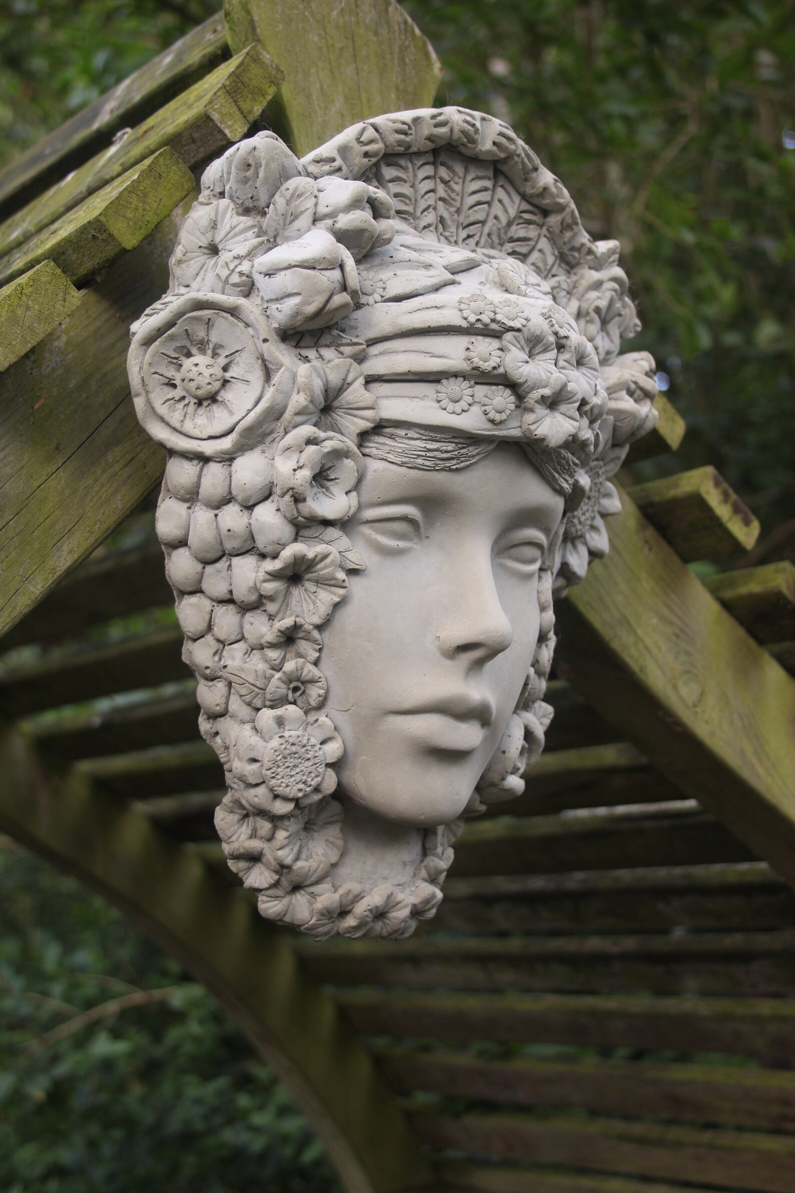 Flora the Goddess of Roman Flowers Gardens and Spring. Garden - Etsy UK