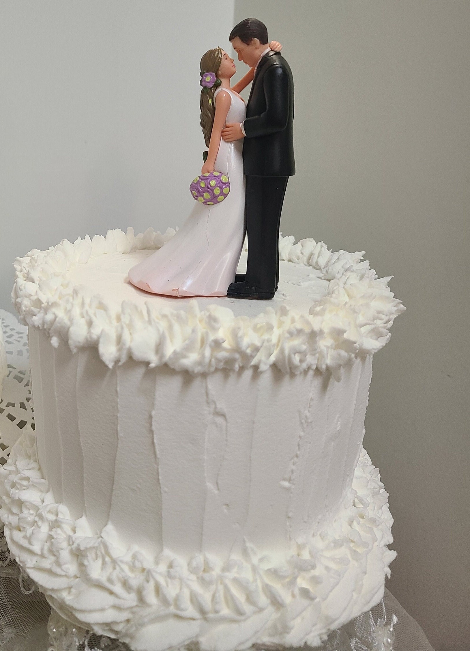 Fake White Wedding Cake Fake White Cake Fake Engagement Cake Wedding ...