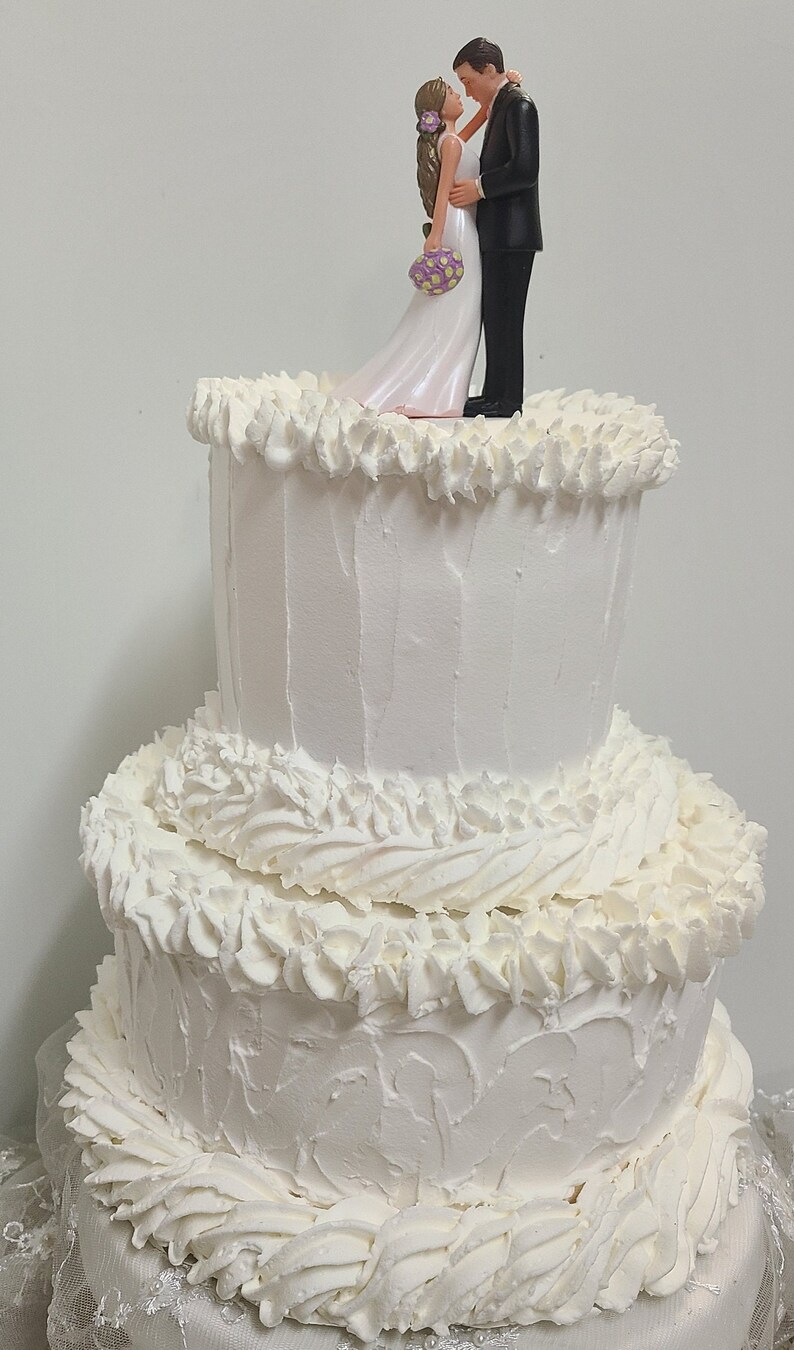Fake White Wedding Cake Fake White Cake Fake Engagement Cake Wedding ...
