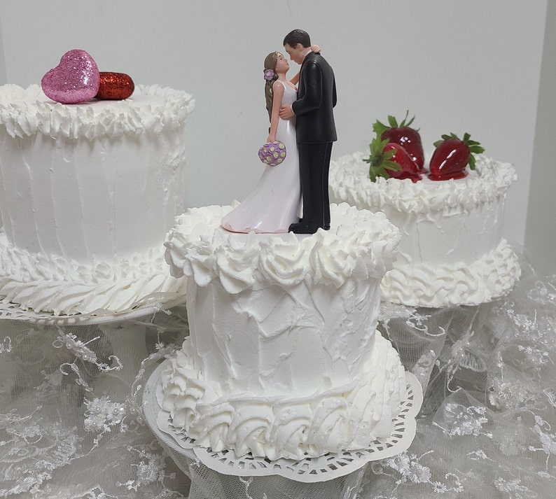 Fake White Wedding Cake Fake White Cake Fake Engagement Cake Wedding ...