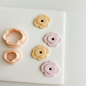 Poppy Flower two Part Spring Garden Cottage Core Embossed Tapered ...