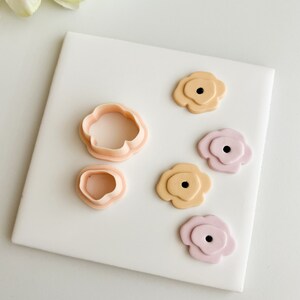 Poppy Flower two Part Spring Garden Cottage Core Embossed Tapered ...