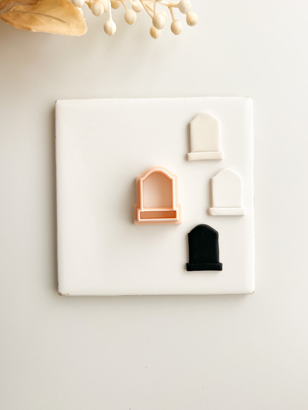 Tombstone Cutter Tombstone RIP Rest in Peace Graveyard Fall Polymer ...