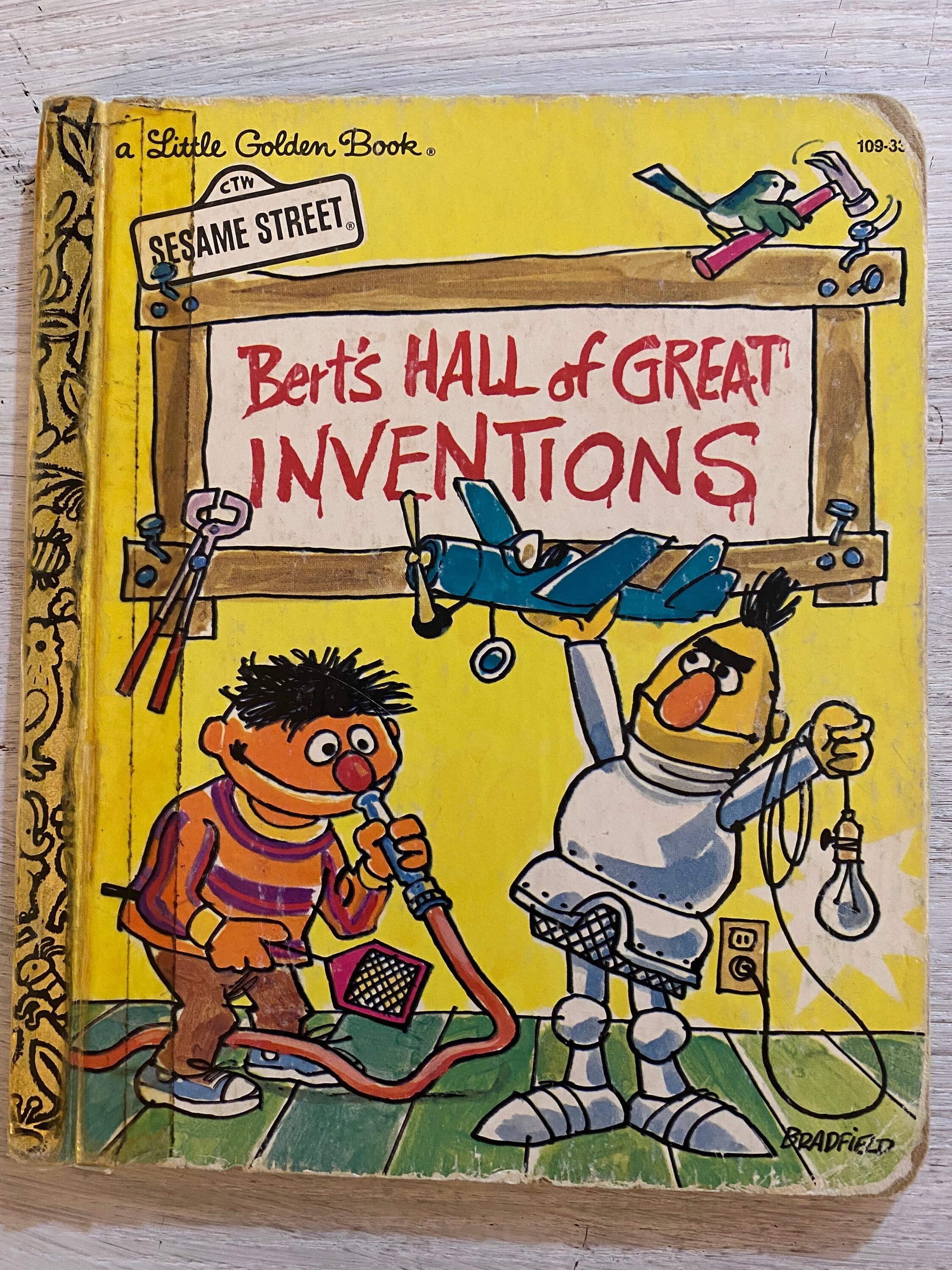 1972 Berts Hall of Great Inventions Little Golden Book - Etsy