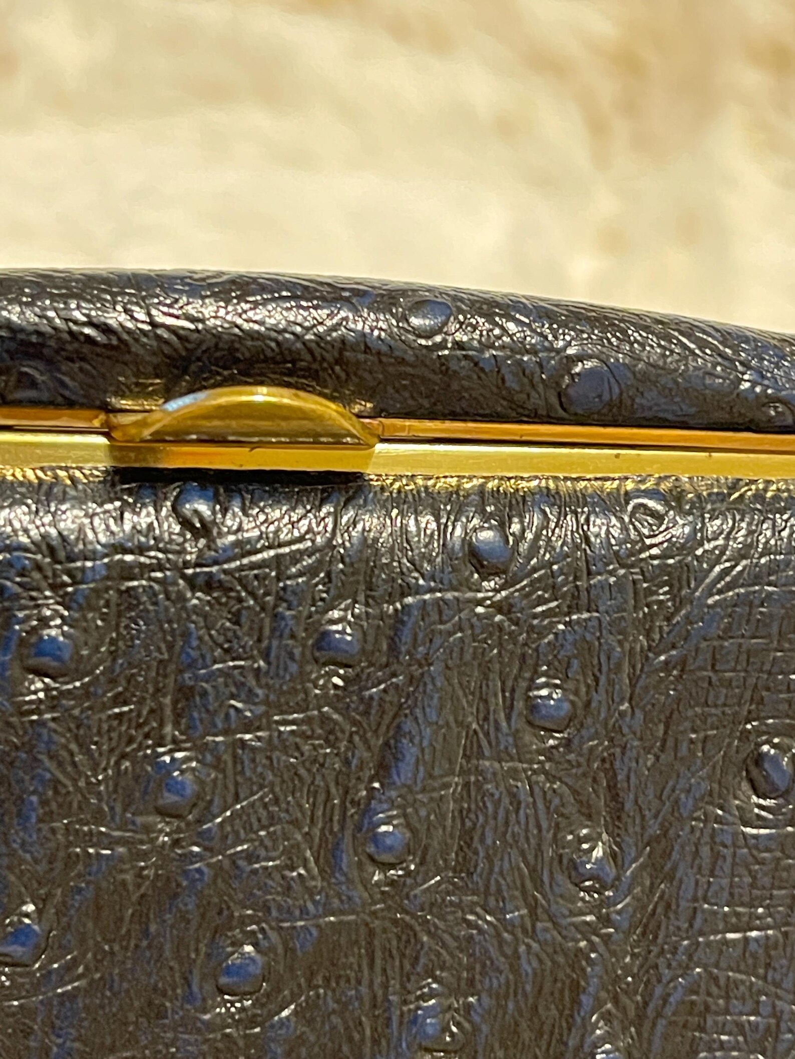 Vintage Navy Ostrich Lift Class Closure Purse Circle 60s Gold-tone ...