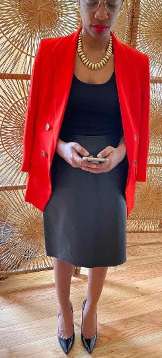 Vintage Womens Black Skirt Gem