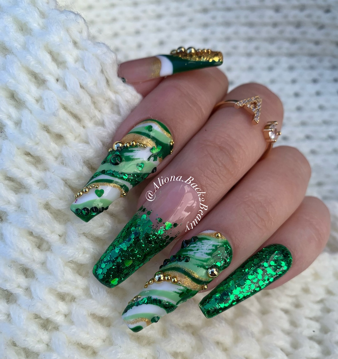 Abstract St. Patrick's Day Press on Nails, Glitter and Rhinestones St ...