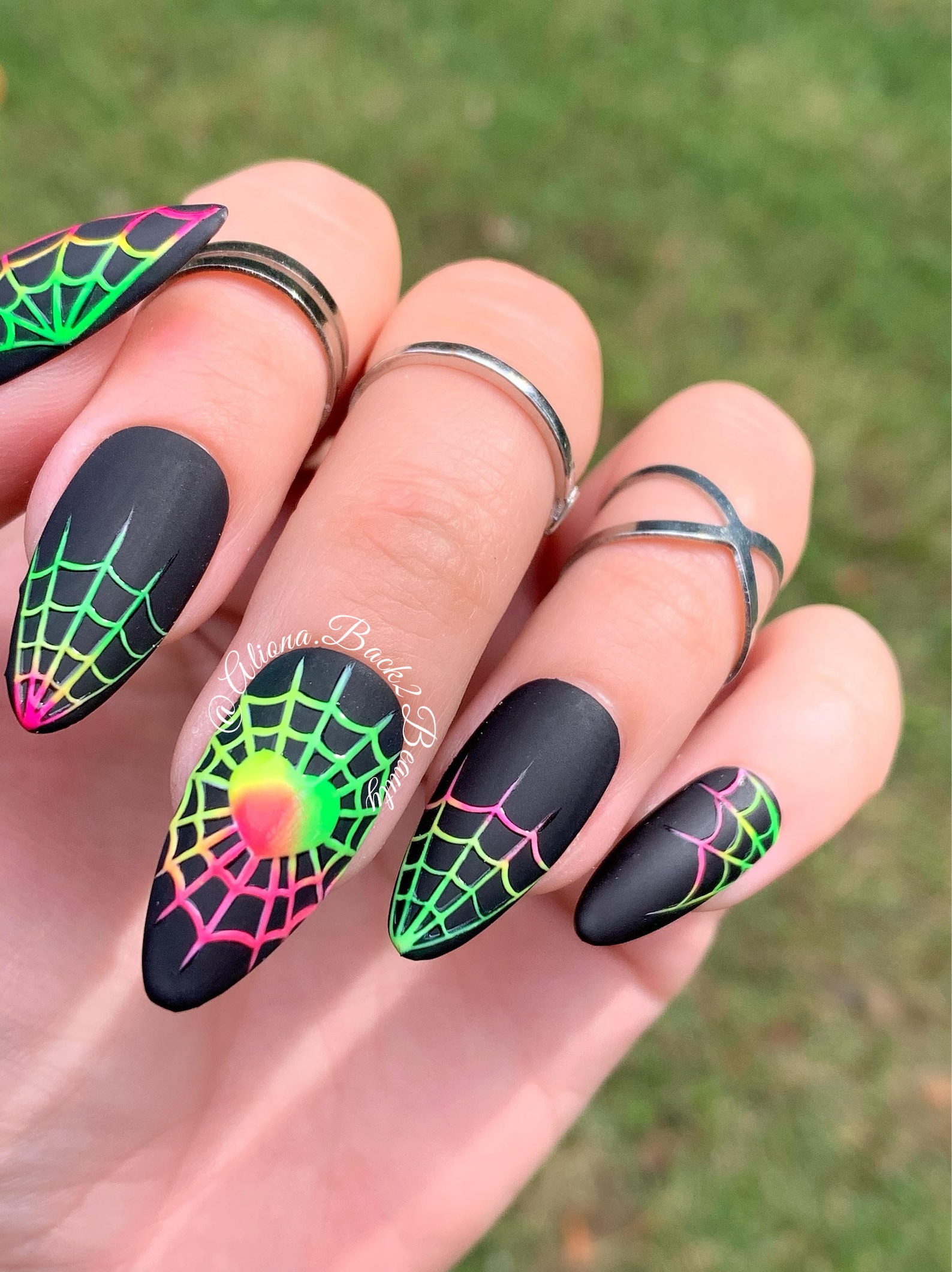 Handpainted Neon Spider Webs Nails/ Matte Black Nails/glow in the Dark ...