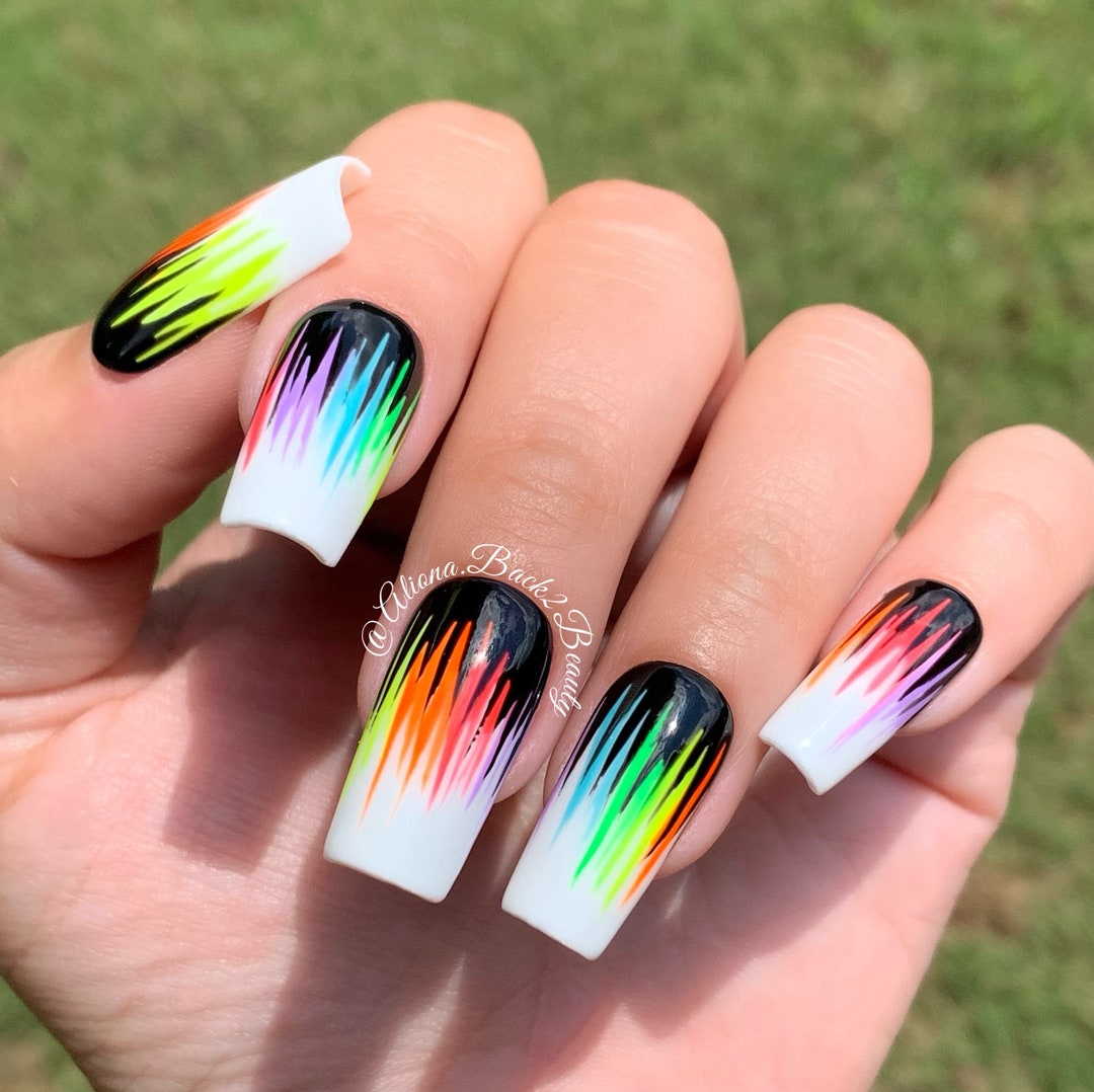 Abstract White, Black, and Neon Press on Nails/handmade/fake Nails/glue ...