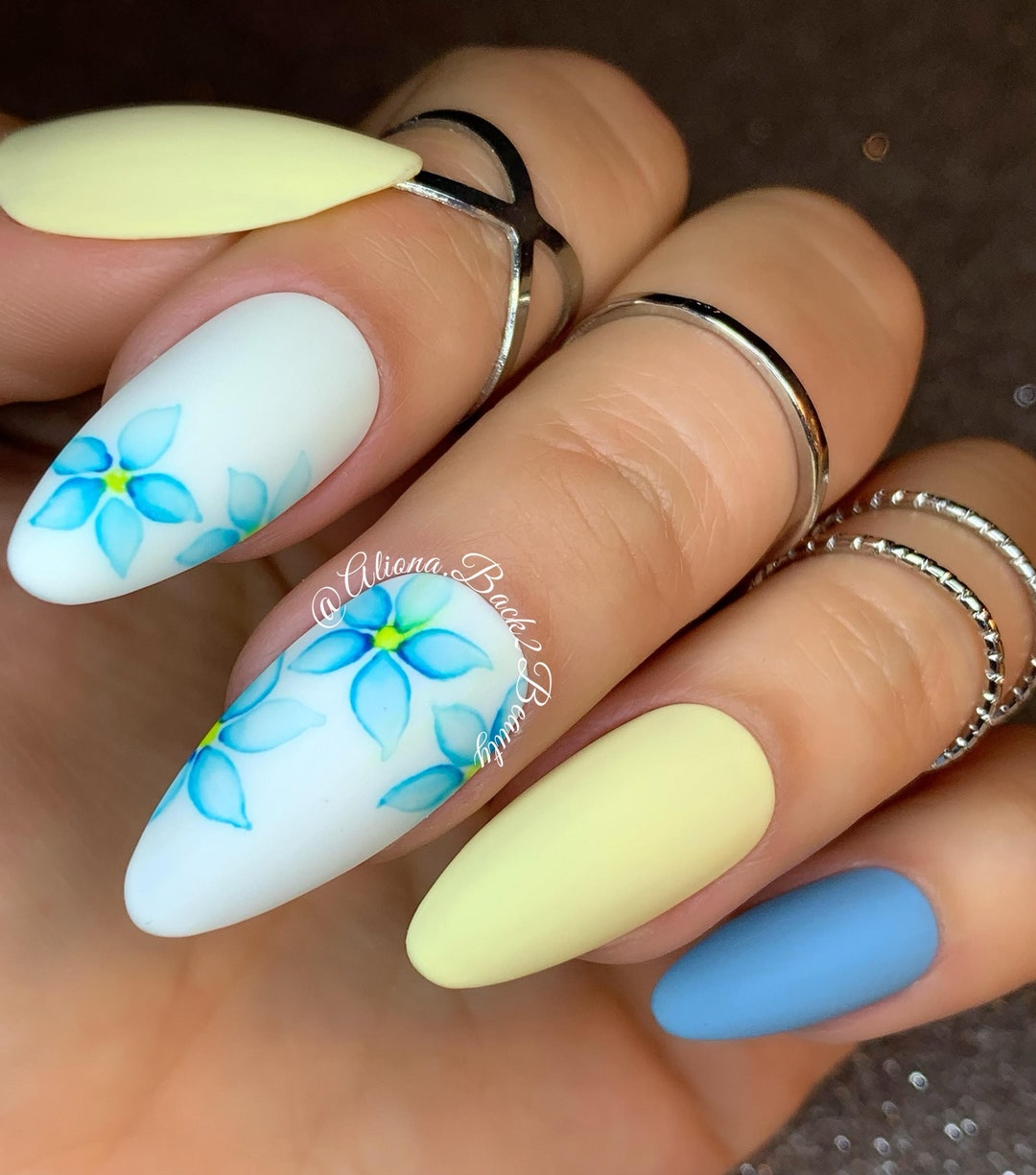 Pastel Floral Press on Nails/ Spring Press on Nails - Etsy