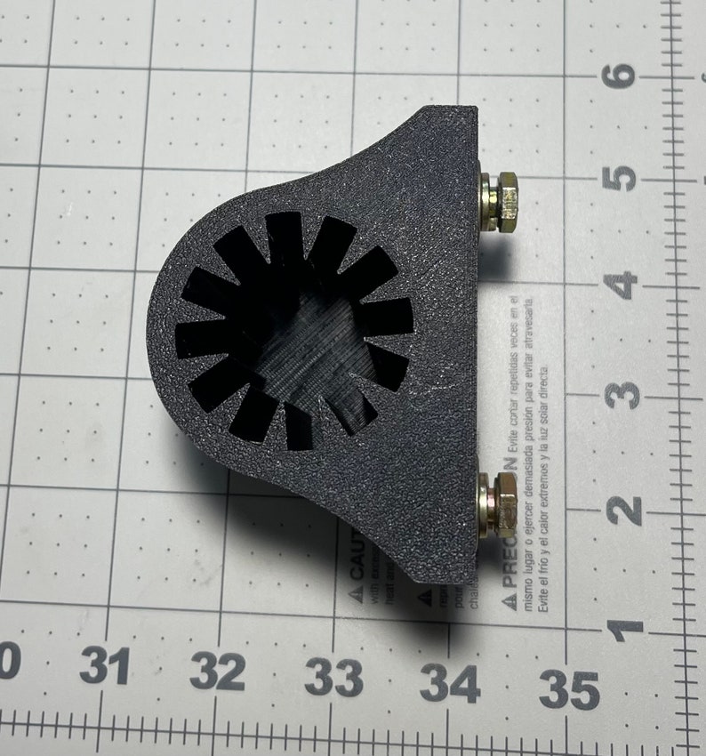 Parmak Magnum Solar-pak 12 T-post Mount - Etsy