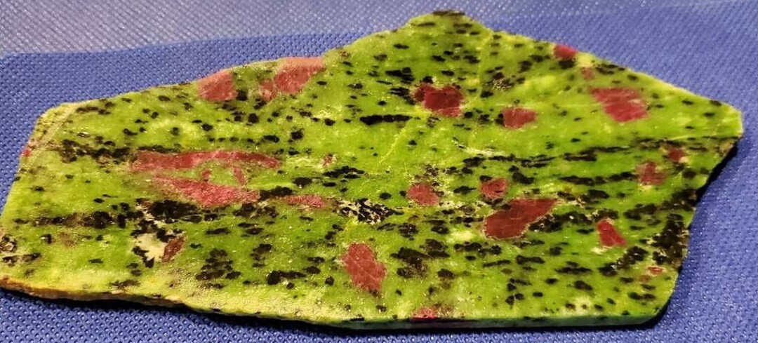 Fabulous Large Ruby in Zoisite Slab. - Etsy
