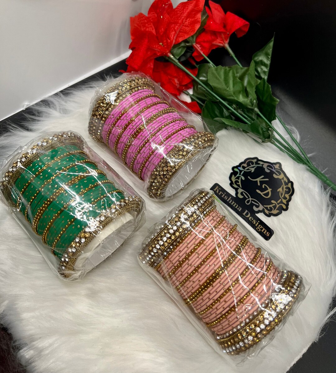 Traditional Indian Bollywood Bangles Golden Antique Polki Kade Design ...