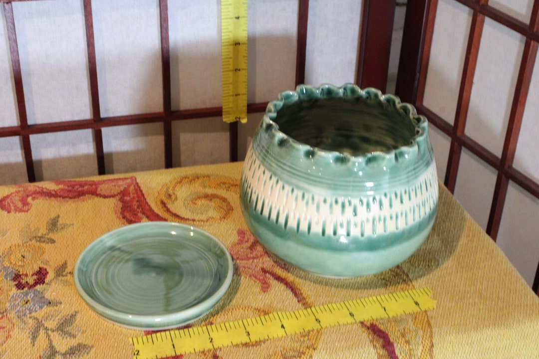 Indoor Planter, Handmade Pottery, Contrast Textured Green - Etsy