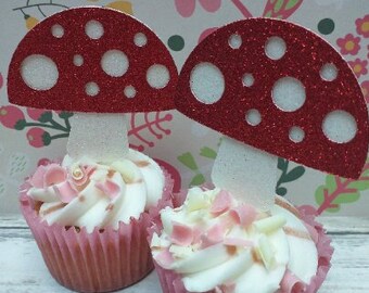 Toadstool Cake Topper - Etsy UK