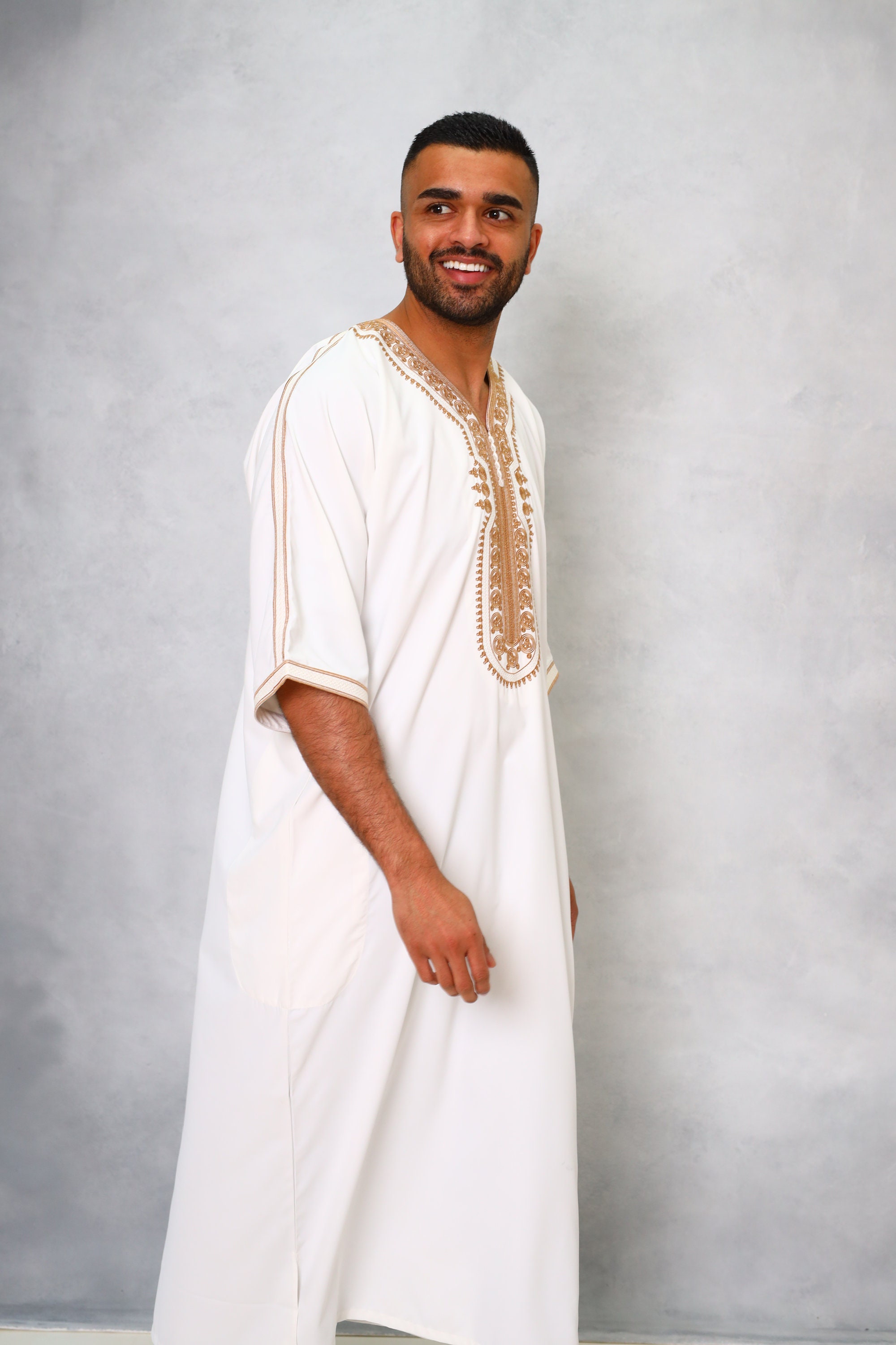 Moroccan Men's Jubbah Thobe, Embroidered Kaftan Style - Etsy