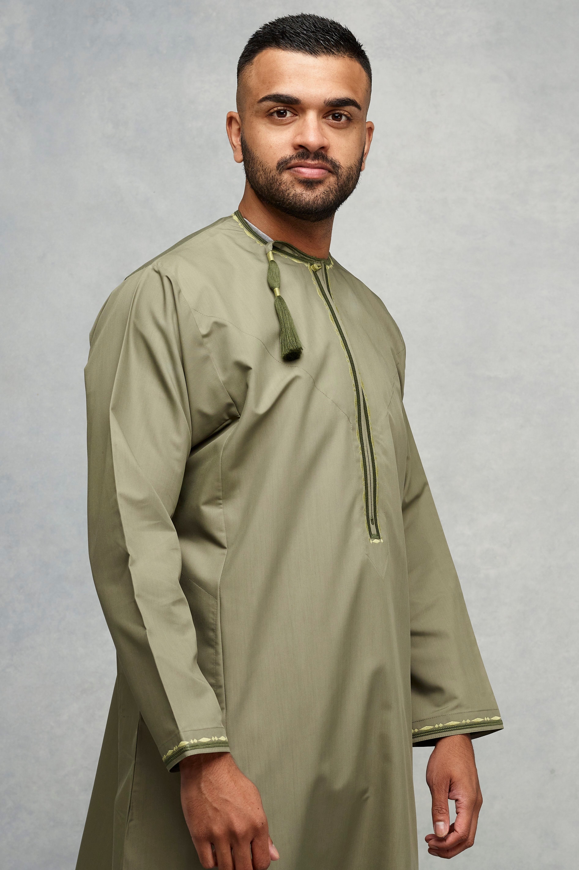 Omani Thobe, Jubbah, Jubba, Dishdasha, Men's Islamic Clothing - Etsy