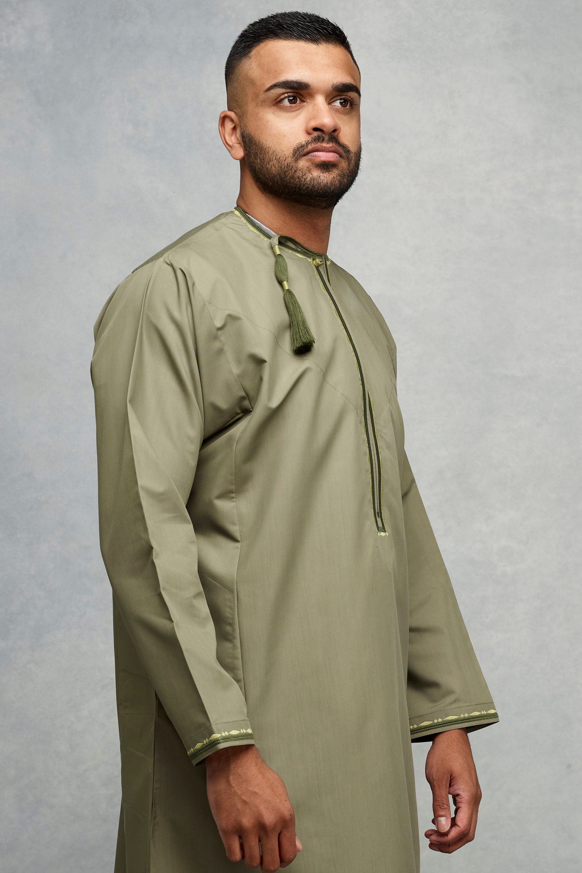 Omani Thobe, Jubbah, Jubba, Dishdasha, Men's Islamic Clothing - Etsy