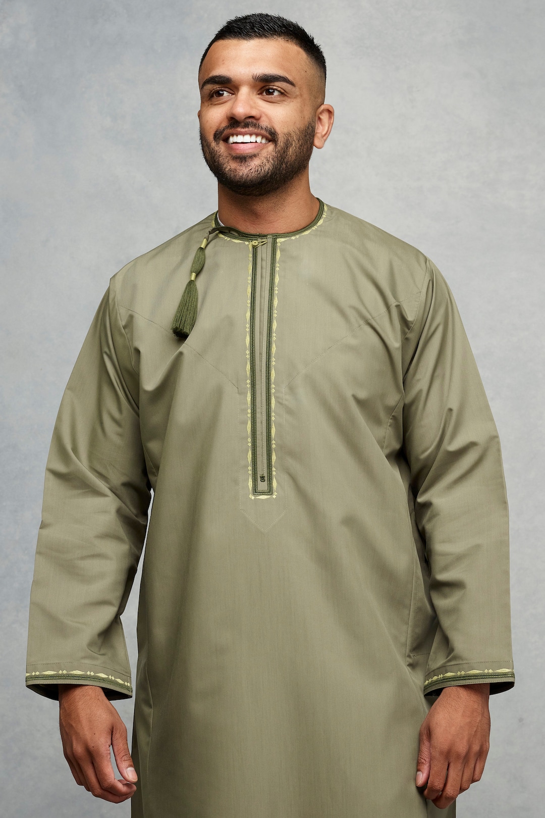Omani Thobe, Jubbah, Jubba, Dishdasha, Men's Islamic Clothing - Etsy
