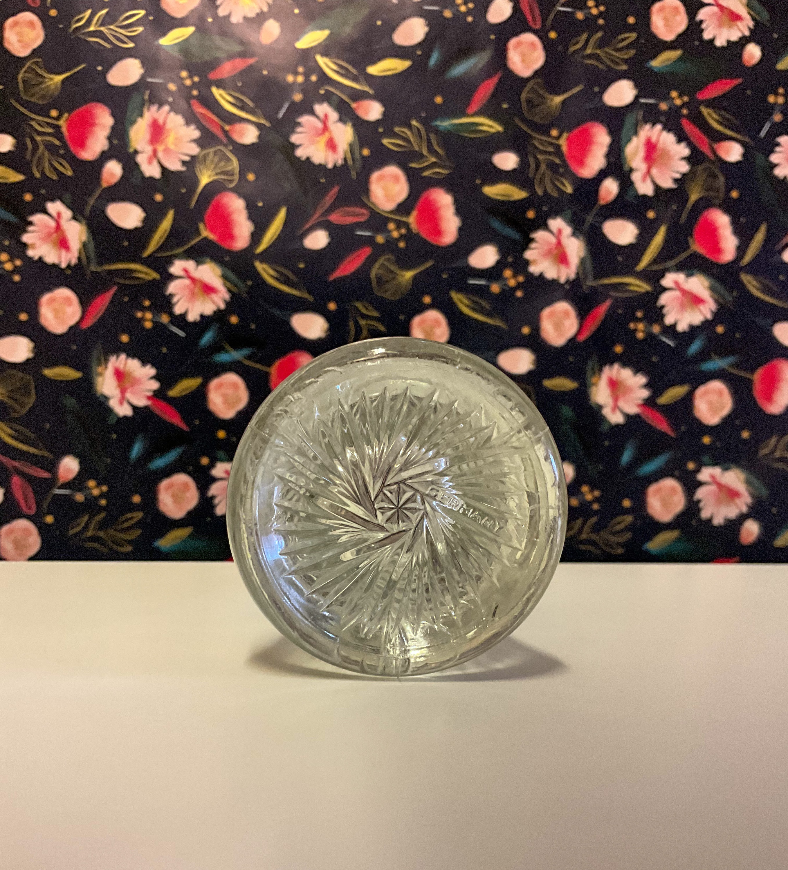 1970s Art Deco Pressed Glass Bud Flowers Vase With Unique Spiral Design ...