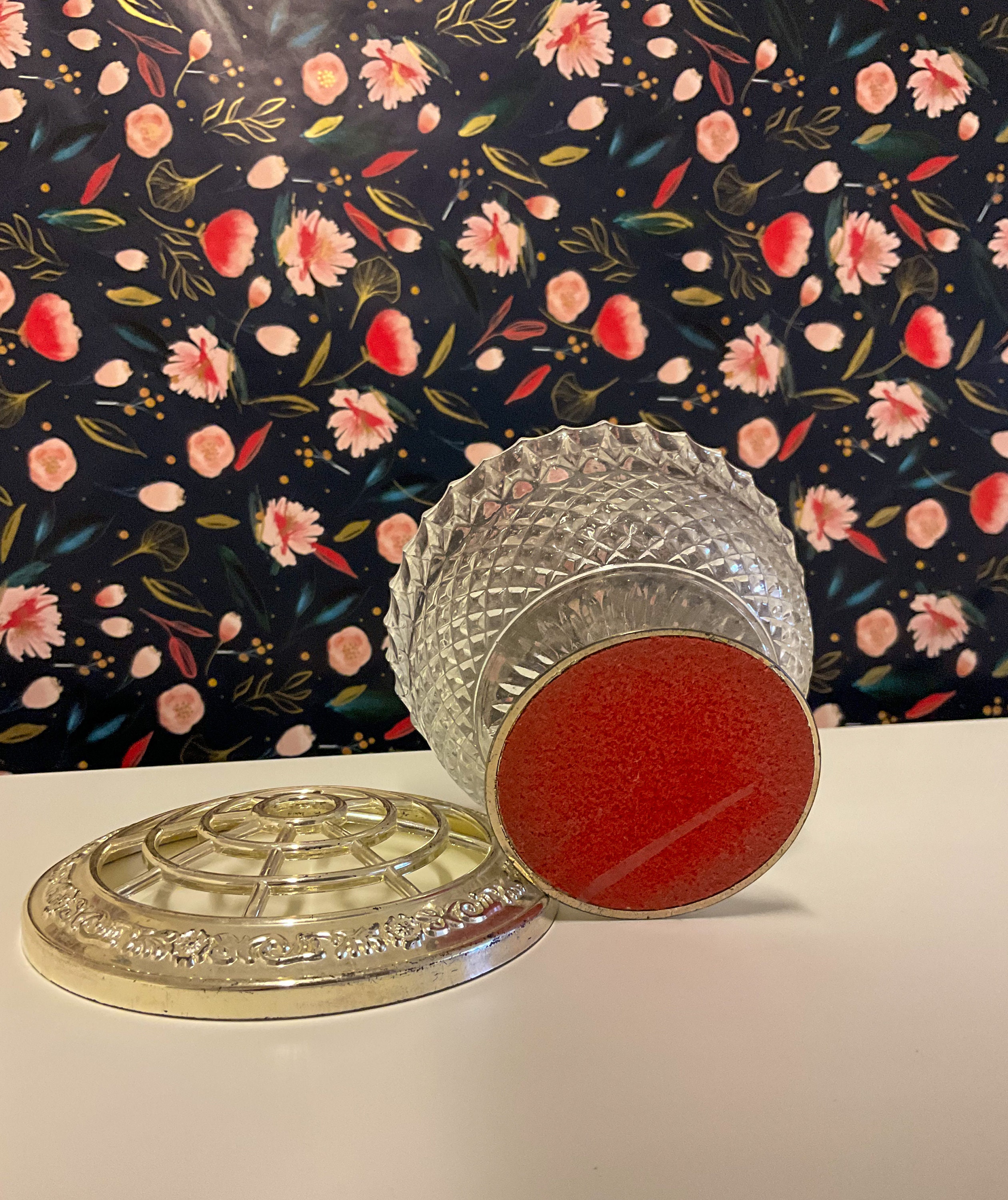 Mayell EP on Zinc Pressed Glass Rose Bowl Vase With Metal Top - Etsy