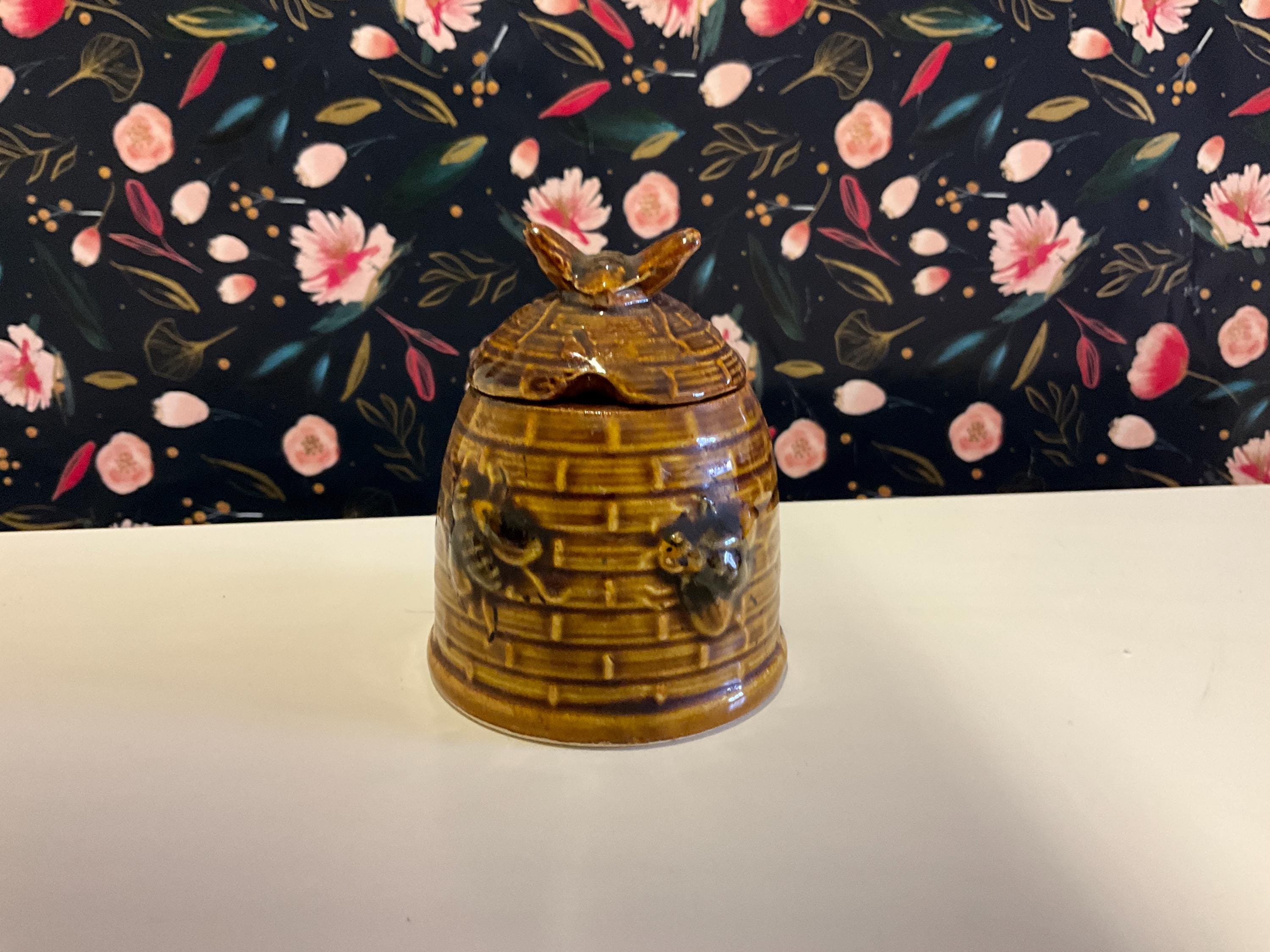 Beehive Themed Glazed Brown Honey Pot With Bee Finial on the Lid 2566 ...