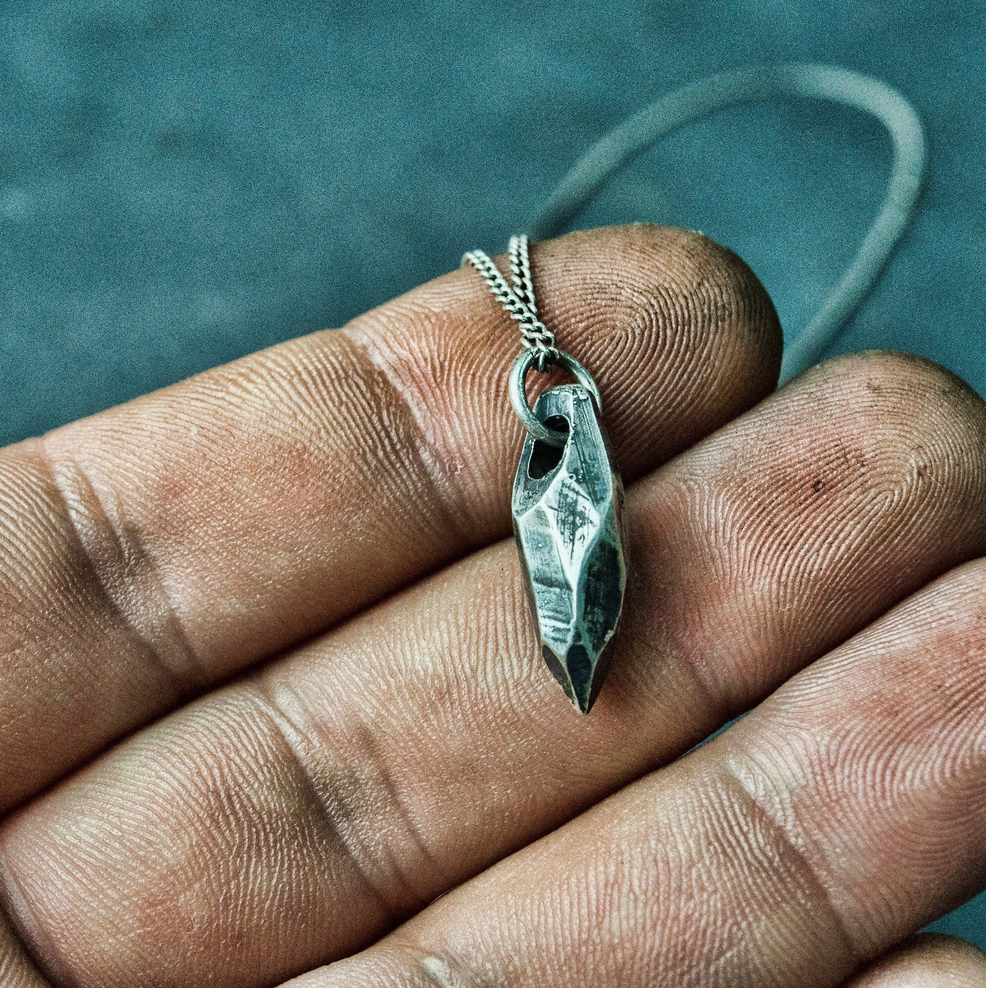 Collier pendentif primitif moderne, collier en argent sterling fait à ...