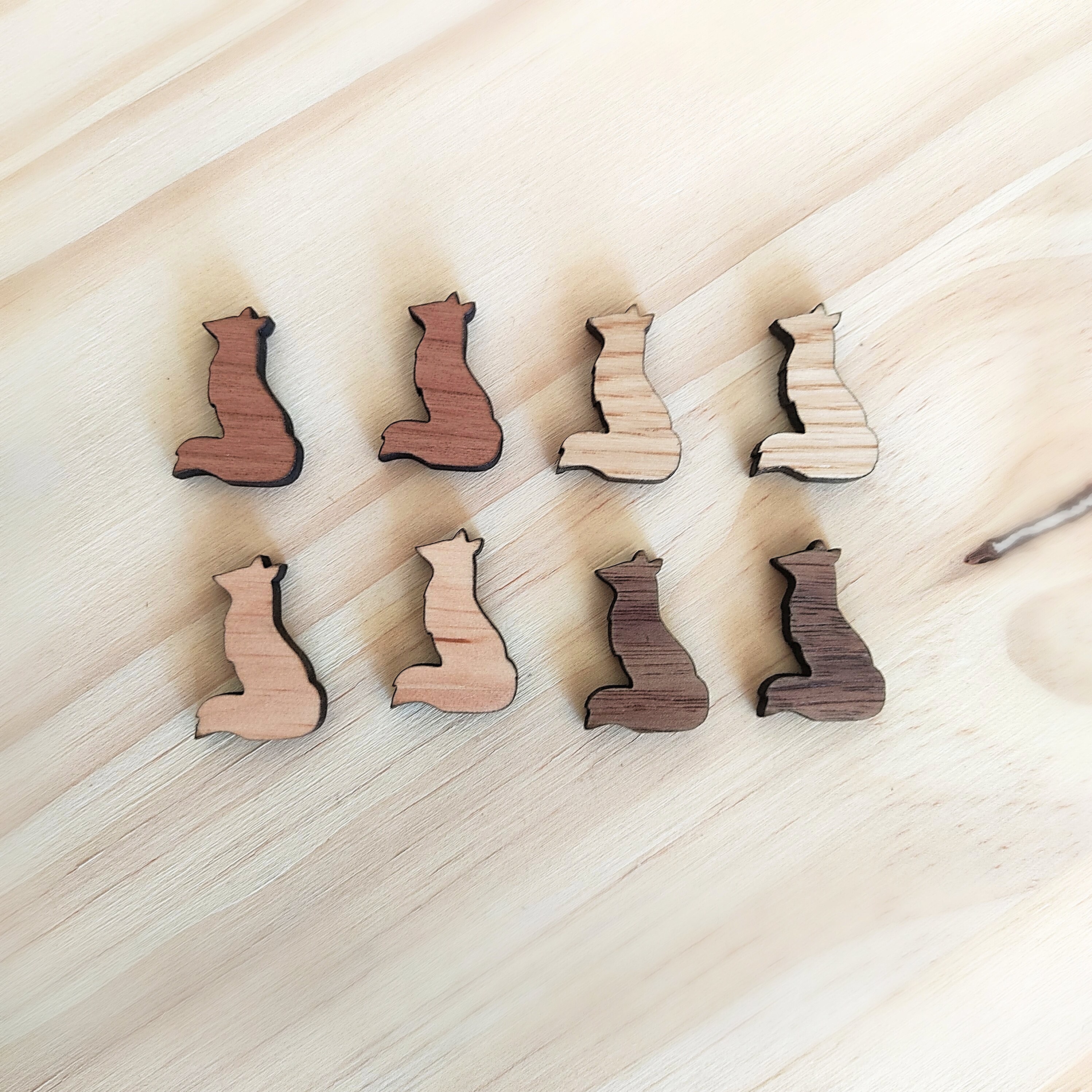 Lot 10 Fox Meeples in Solid Wood, Game Figurine, Fox, Custom-made ...