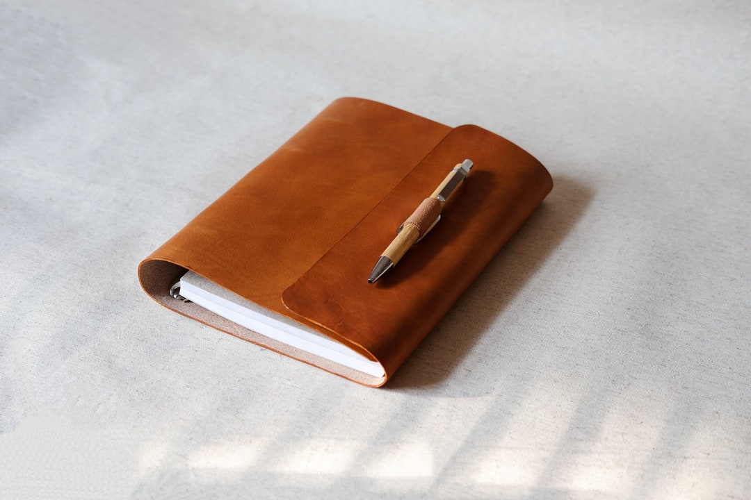 Leather Binder A5, Refillable Journal Cover With Blank Paper and Pen - Etsy