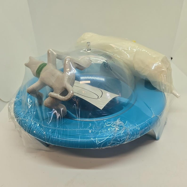 1989 Hanna Barbera the Jetsons Dinnerware Playset Sealed Unopened ...