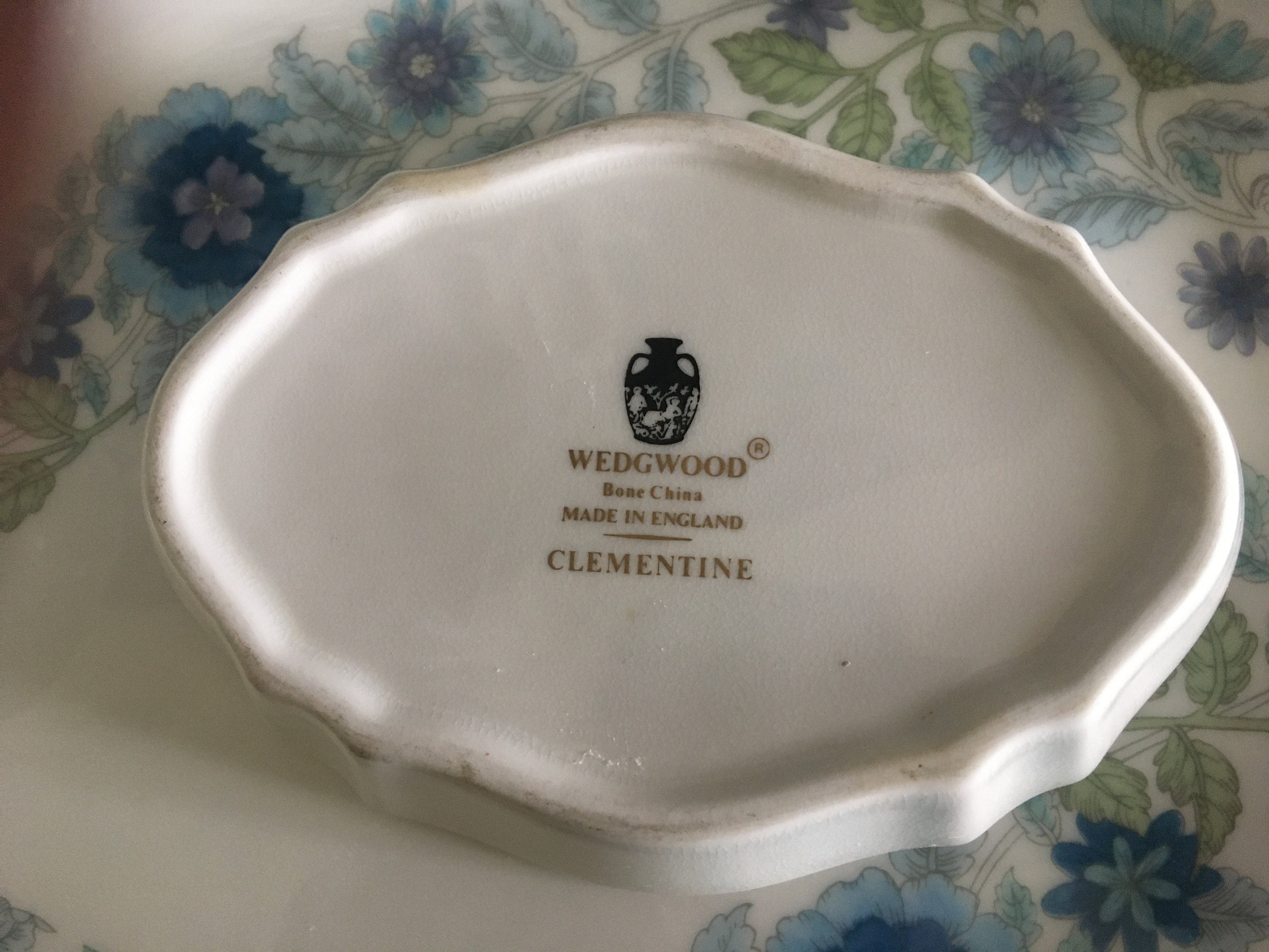 Wedgwood Clementine Vase Vintage Dressing Table Set, Urn Trinket Dishes ...