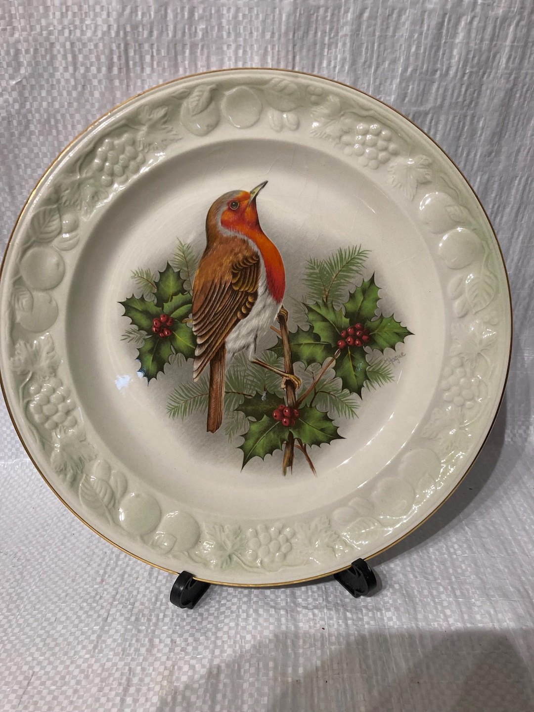 Royal Worcester Palissy Embossed Robin Bird Plate, Christmas Holly ...