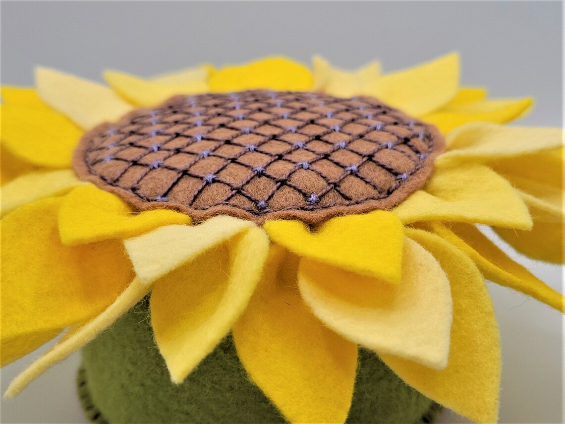 PDF Pattern for Sunflower Pin Cushion; Felt Pin Cushion; Homemade Pin Cushion; Unique Pin ...