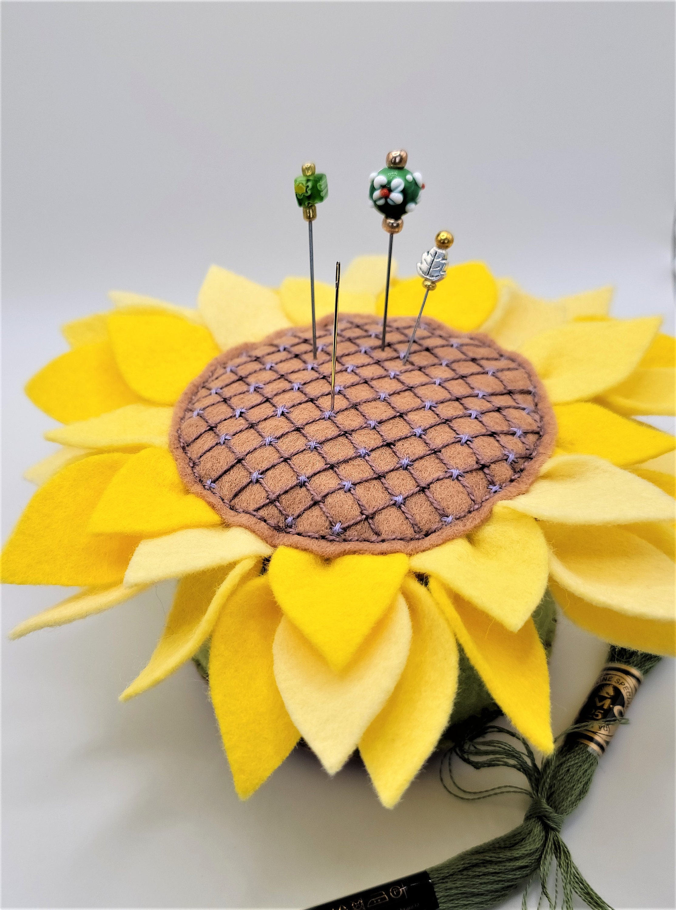 PDF Pattern for Sunflower Pin Cushion; Felt Pin Cushion; Homemade Pin Cushion; Unique Pin ...