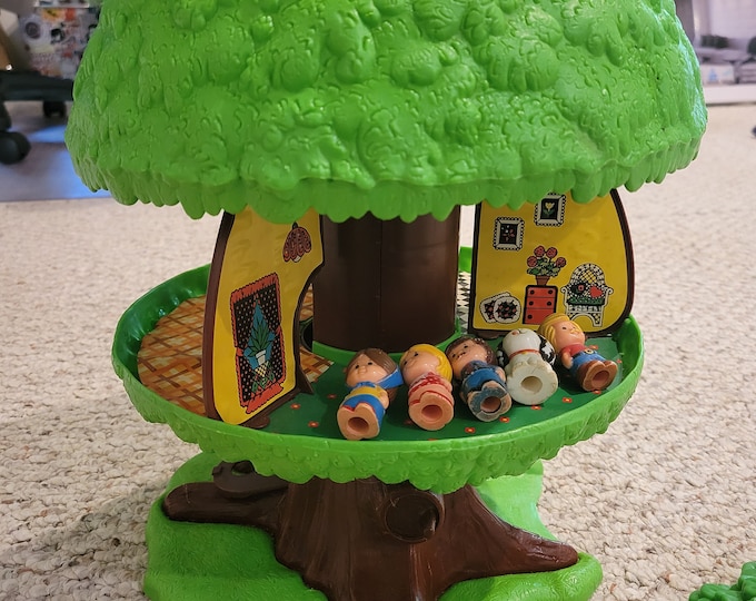 Vintage 1975 Kenner Tree Tots family Tree House & Accessories - Etsy