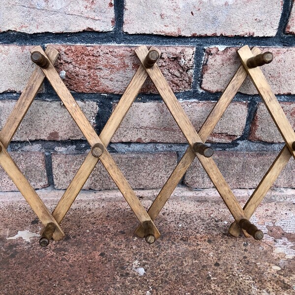 Expandable Peg Rack - Etsy