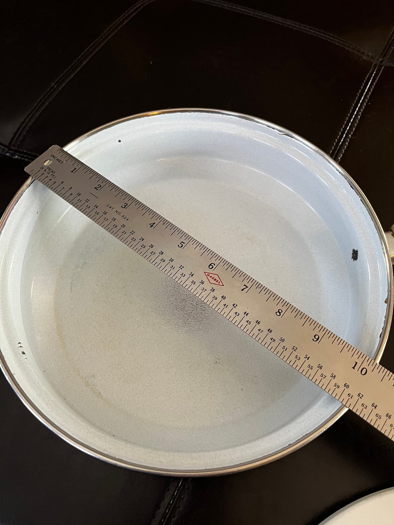 Vintage Enamelware Olive Green Saucepan/pot W Lid-beige/silver/white - Etsy