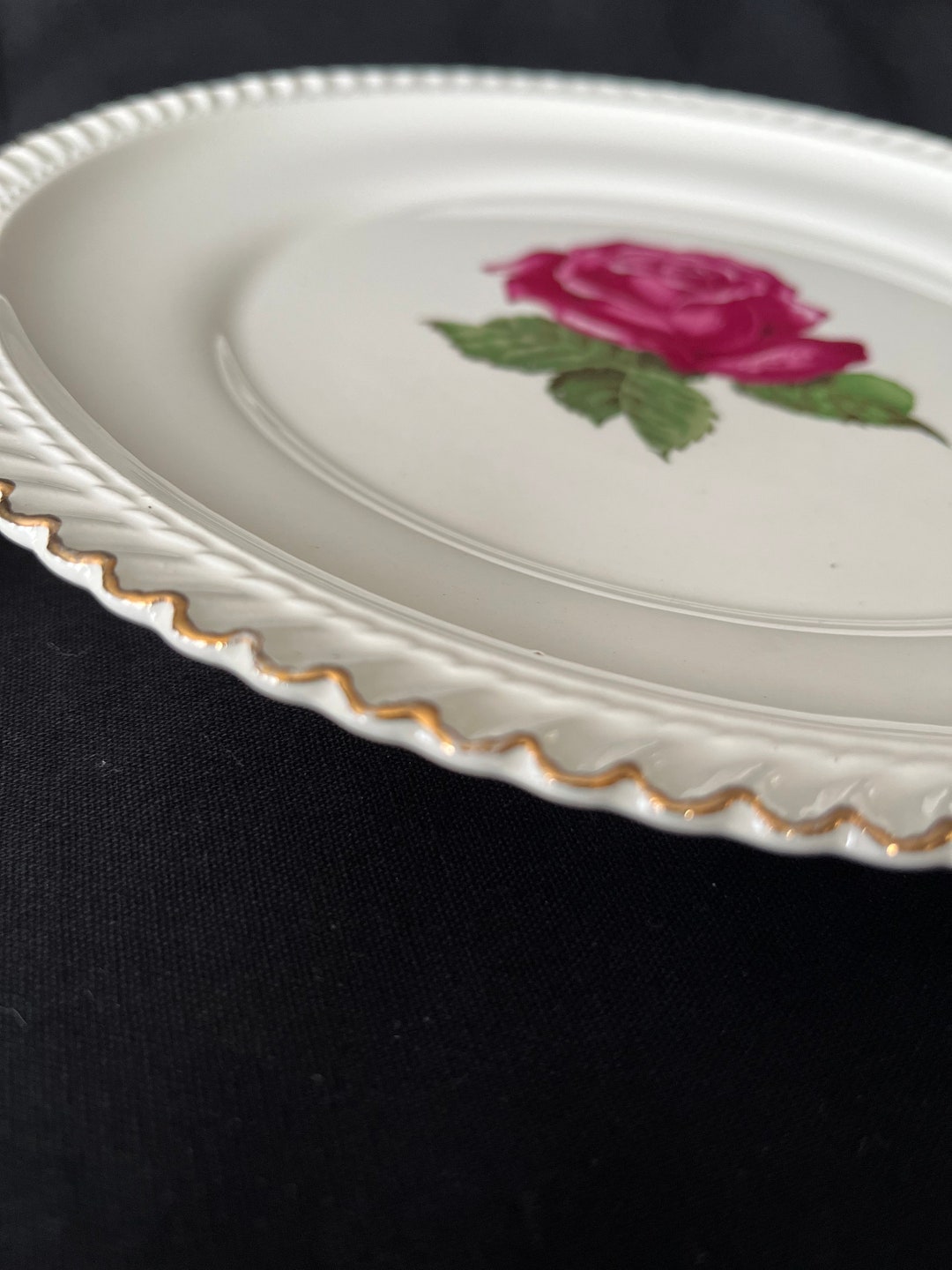 Harkerware Pottery Co. Dinner Plate W/22 KT Gold Scalloped Edge - Etsy