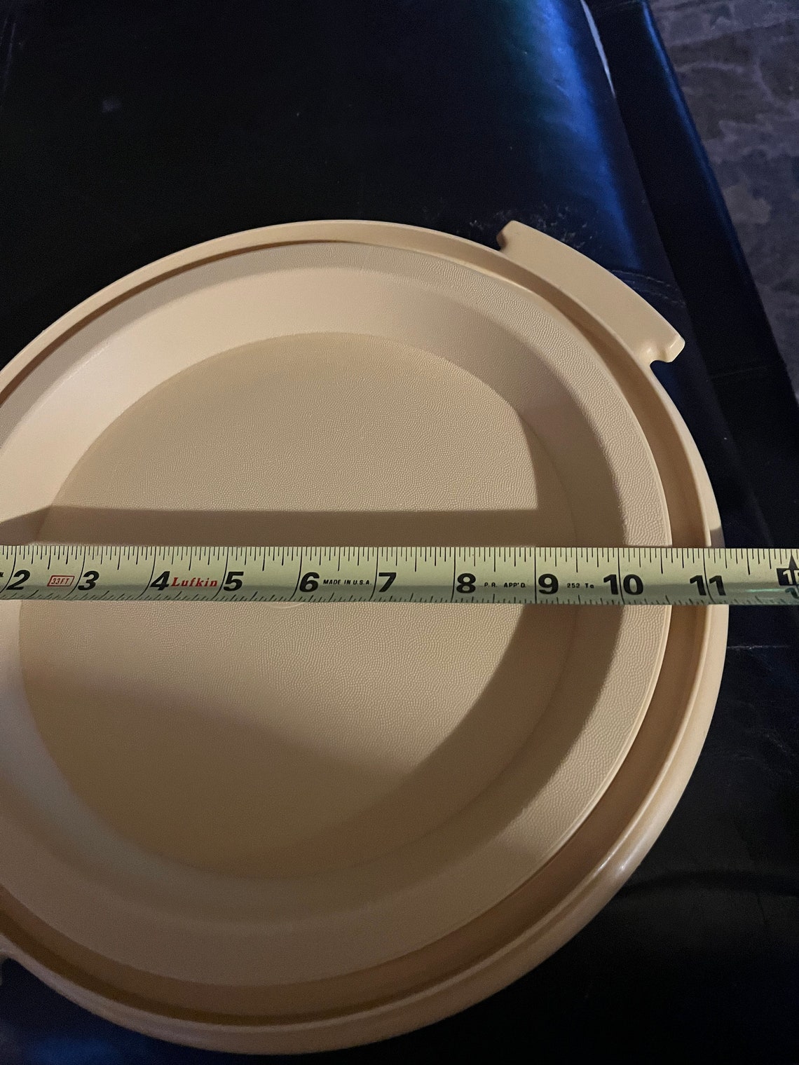 Tupperware Vintage Gold 10" Round Cake/pie Holder-to Keep Fresh ...